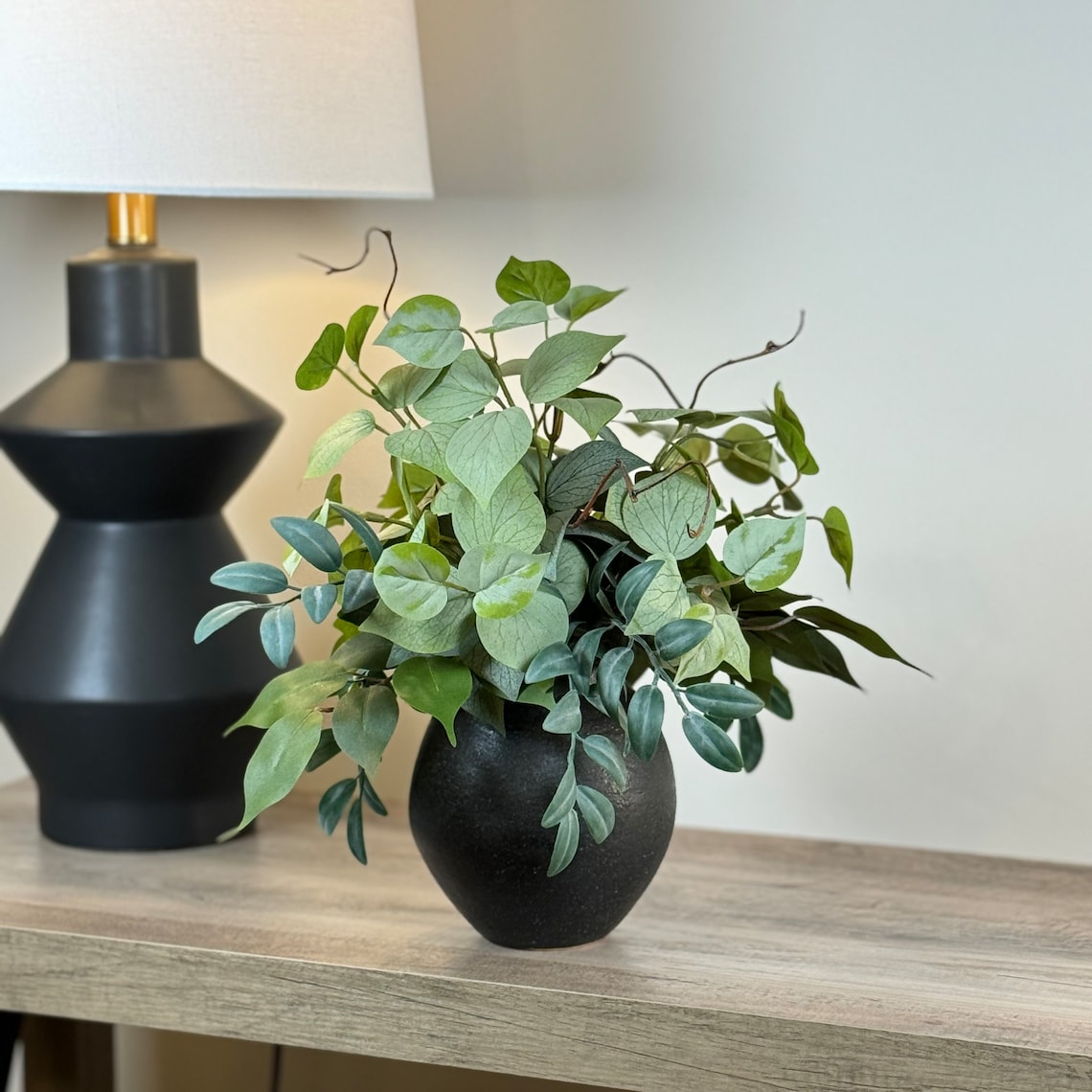 Greenery Arrangement Pothos in Black Vase. Contemporary, Boho, Modern ...
