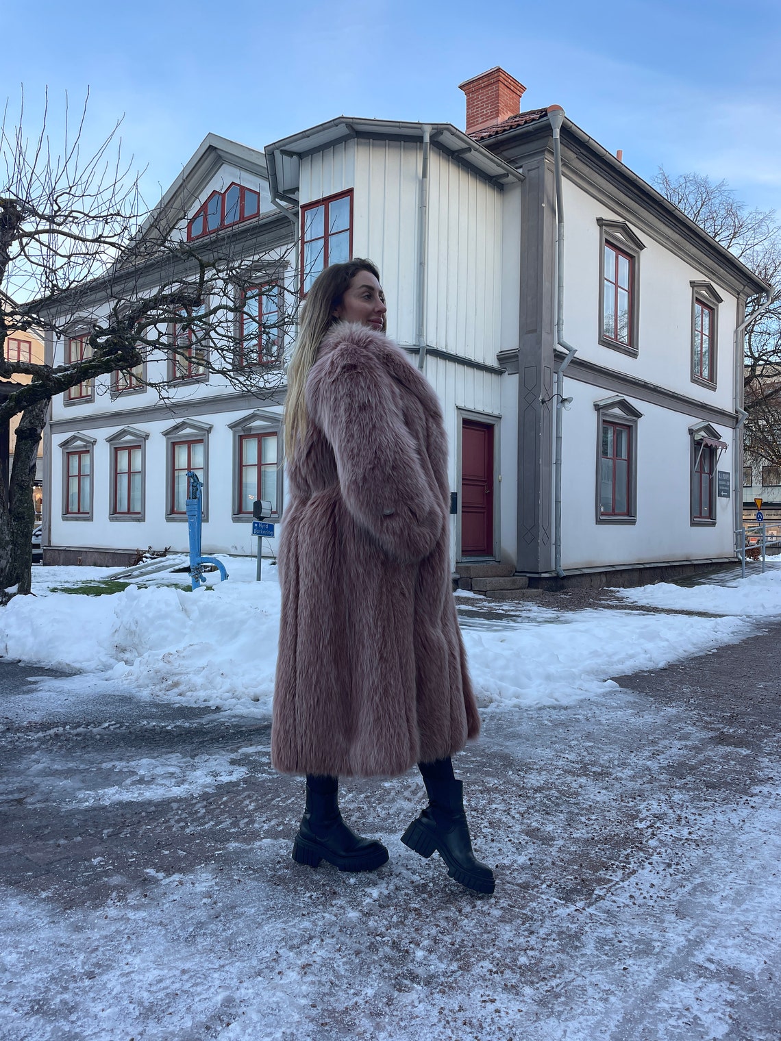 Elegant Exclusive Blue Fox Fur Coat in Pink - Etsy