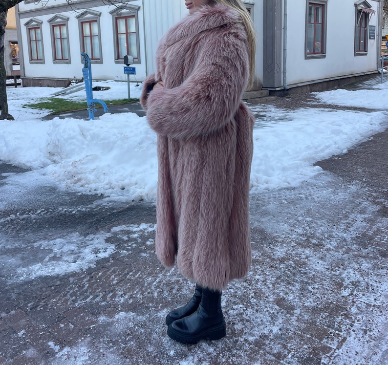 Elegant Exclusive Blue Fox Fur Coat in Pink - Etsy
