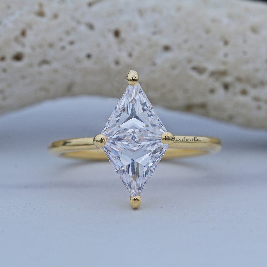 Triangle Cut Wedding Ring/ Two-stone Ring/ Trilliant Cut Diamond ...