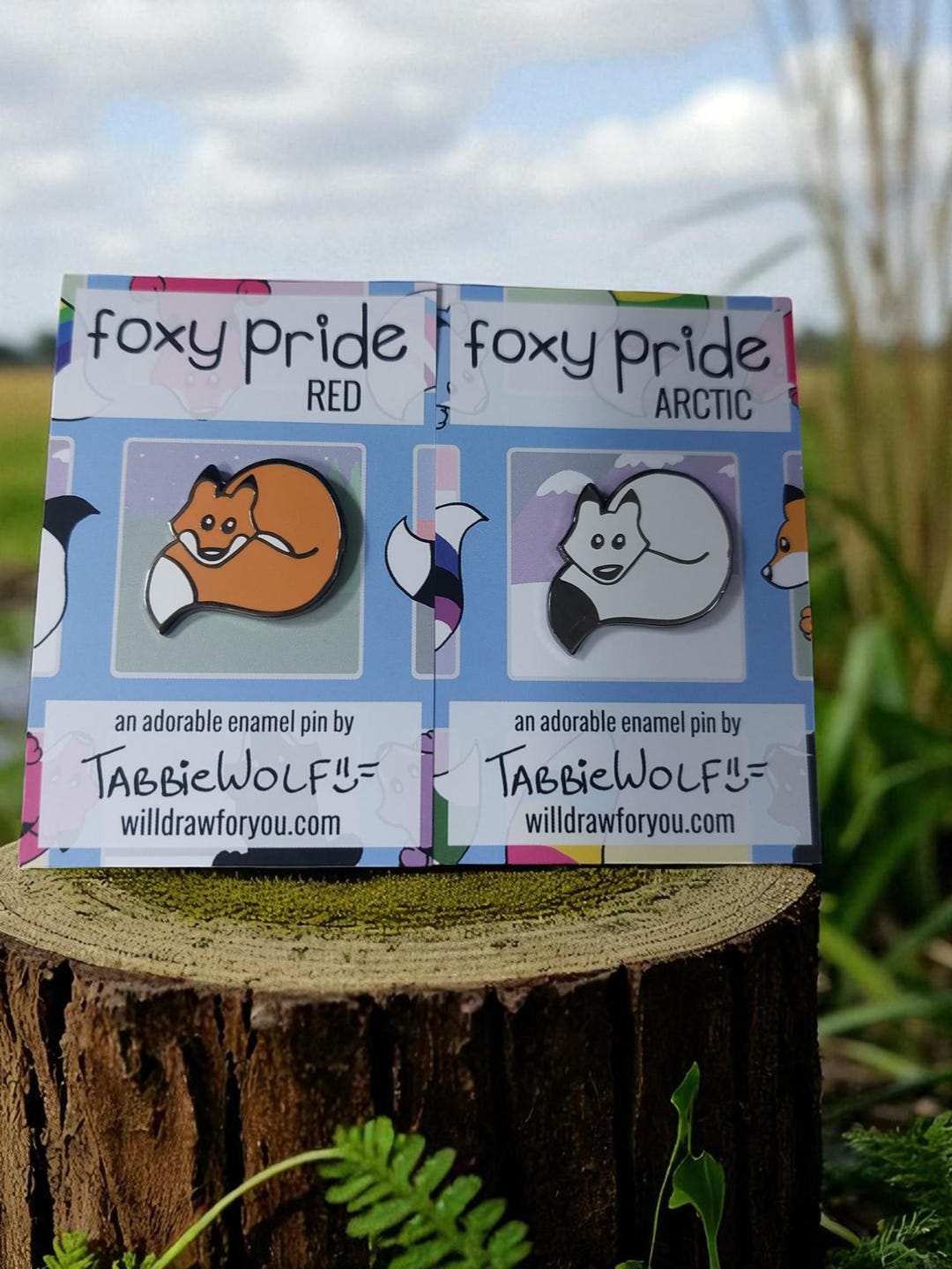 Foxy Pride Pin Badge Red Fox and Artic Fox - Etsy