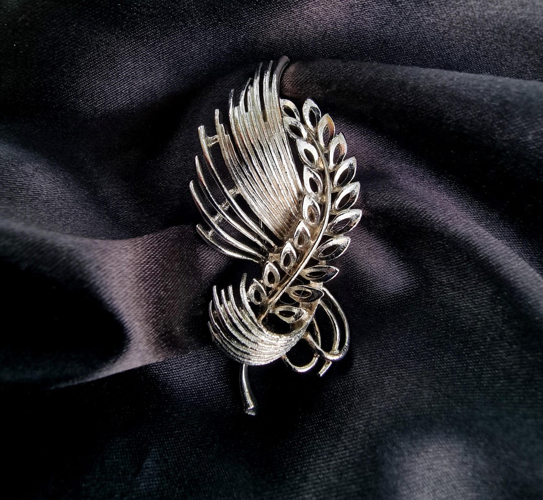 Vintage LISNER Signed Wheat Sheaf Leaves Floral Silver Toned Brooch Pin ...