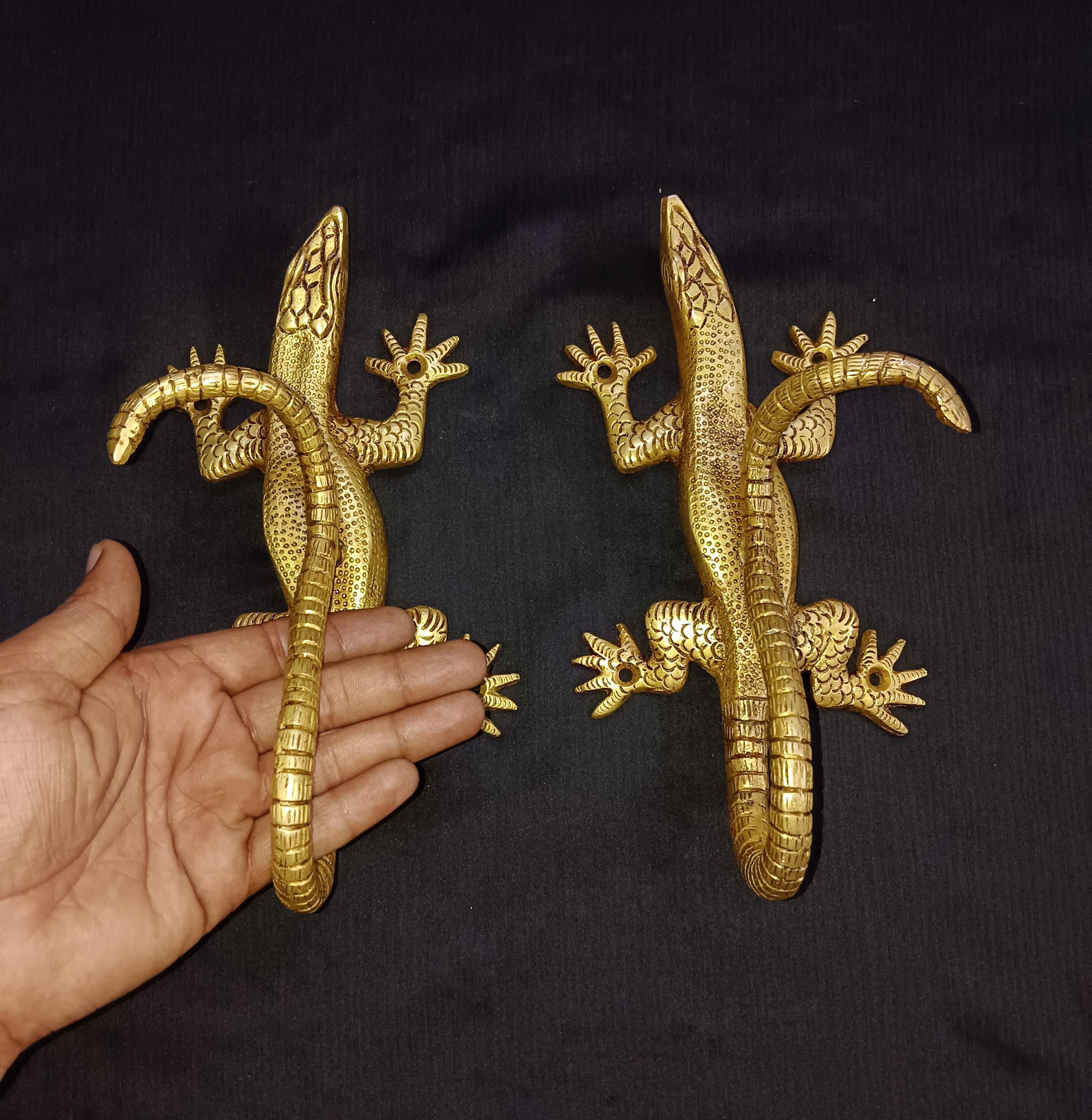 Brass Komodo Dragon Door Handle: Wild Lizard Decor - Etsy