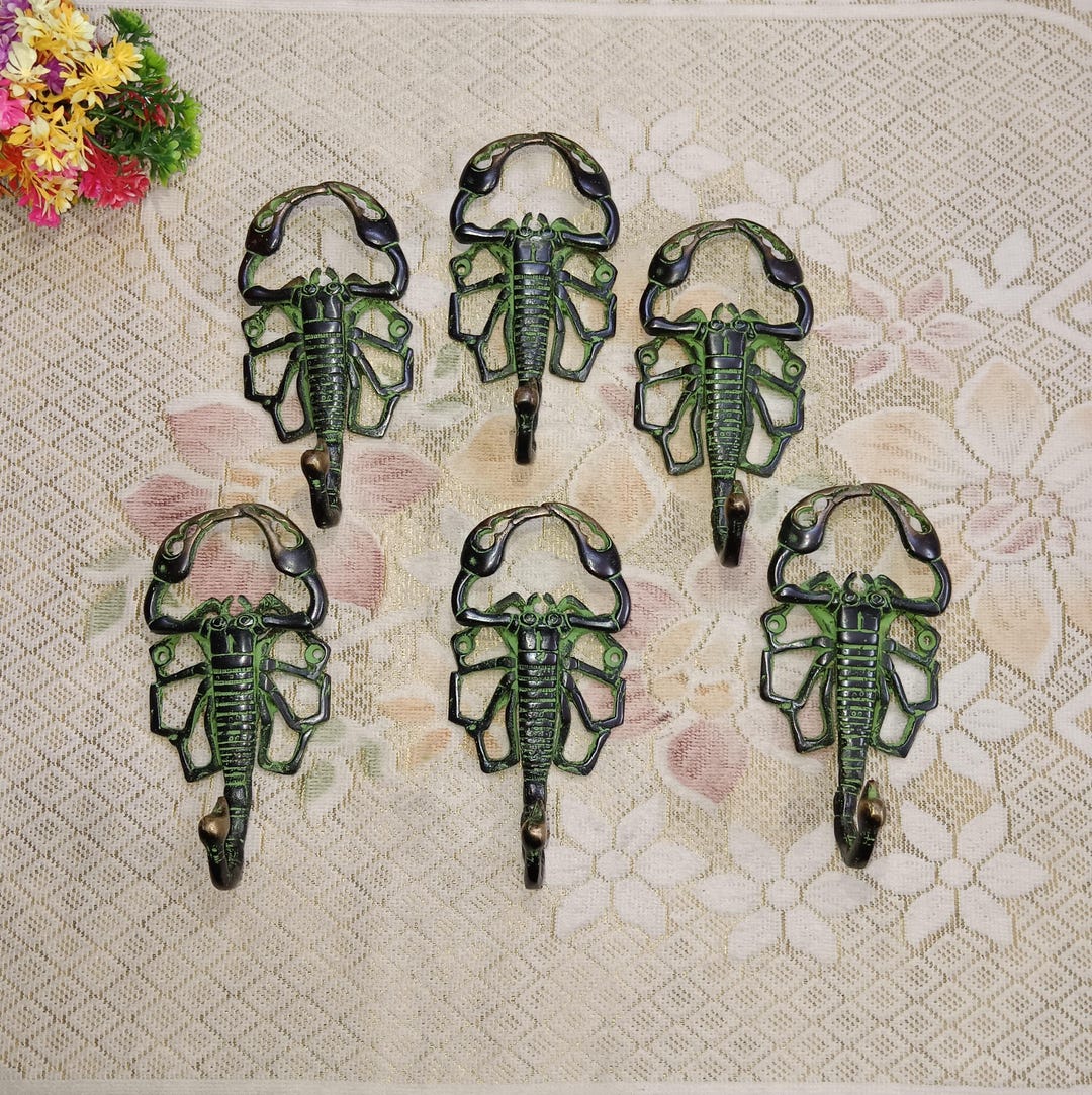 Emperor Scorpion Design Hook Wall Decor | Brass Insects & Bugs Themed ...