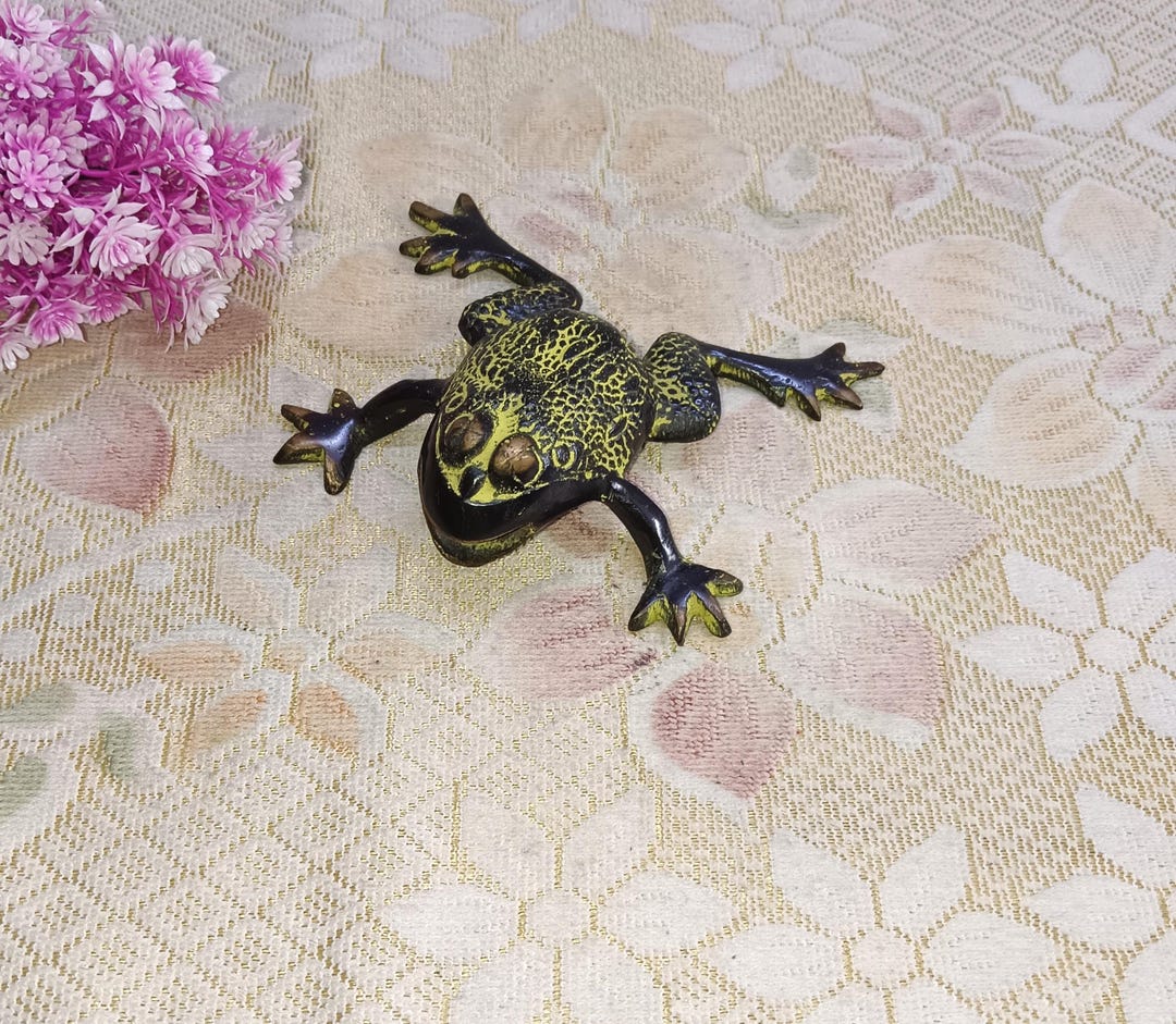 Swimming Frog Design Paperweight | Brass Toad Reptile Idol | Office ...