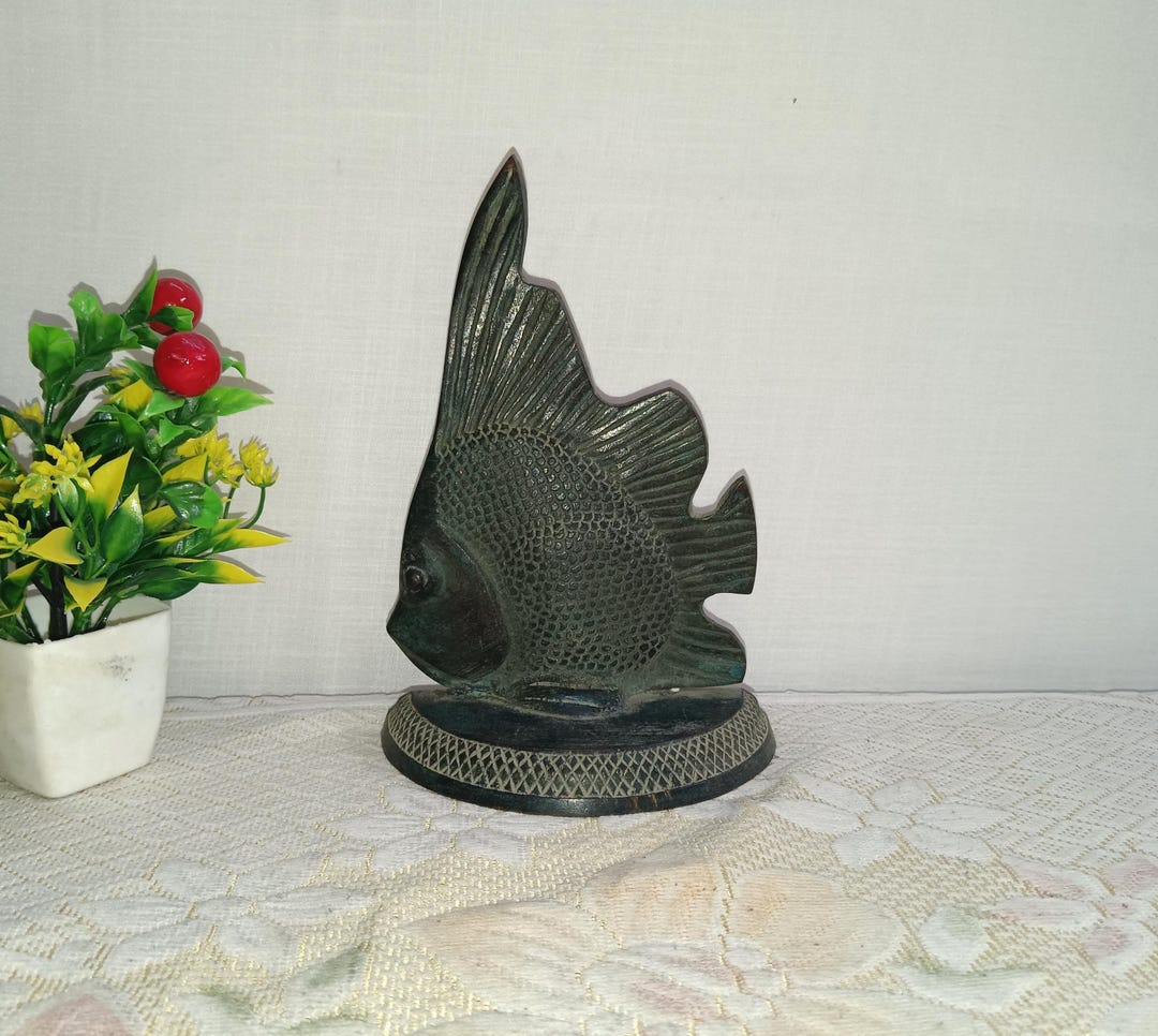 Angle Fish Antique Theme Trophy Brass Clownfish Idol Corner Table ...