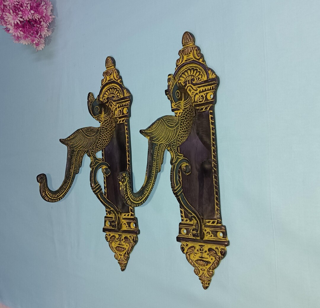 Brass Wall Hanging Parrot Hook With Backplate | Wall Mounting Pheasant ...