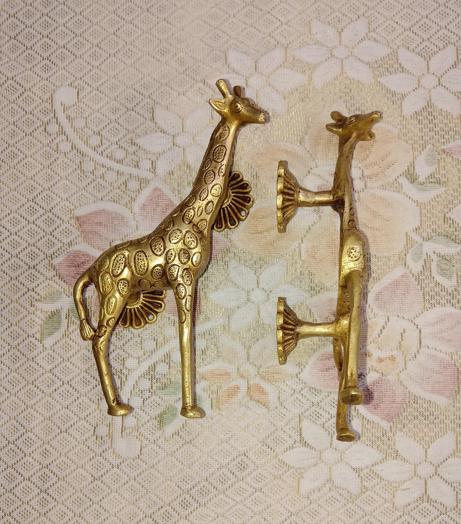 Masai Giraffe Front Puller | Brass Giraffe Calf Handle for Animal ...