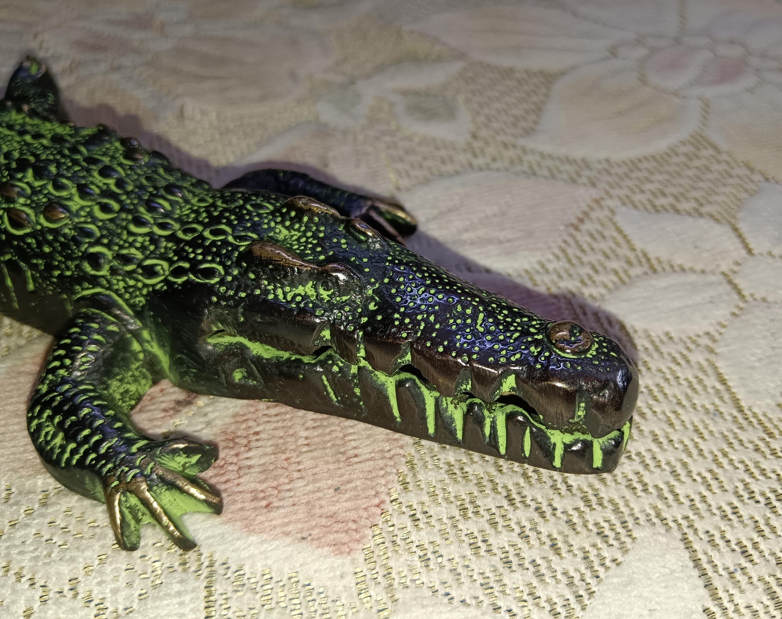 Brass Crocodile Statue Corner Table Decor | Brass Saltwater Alligator ...