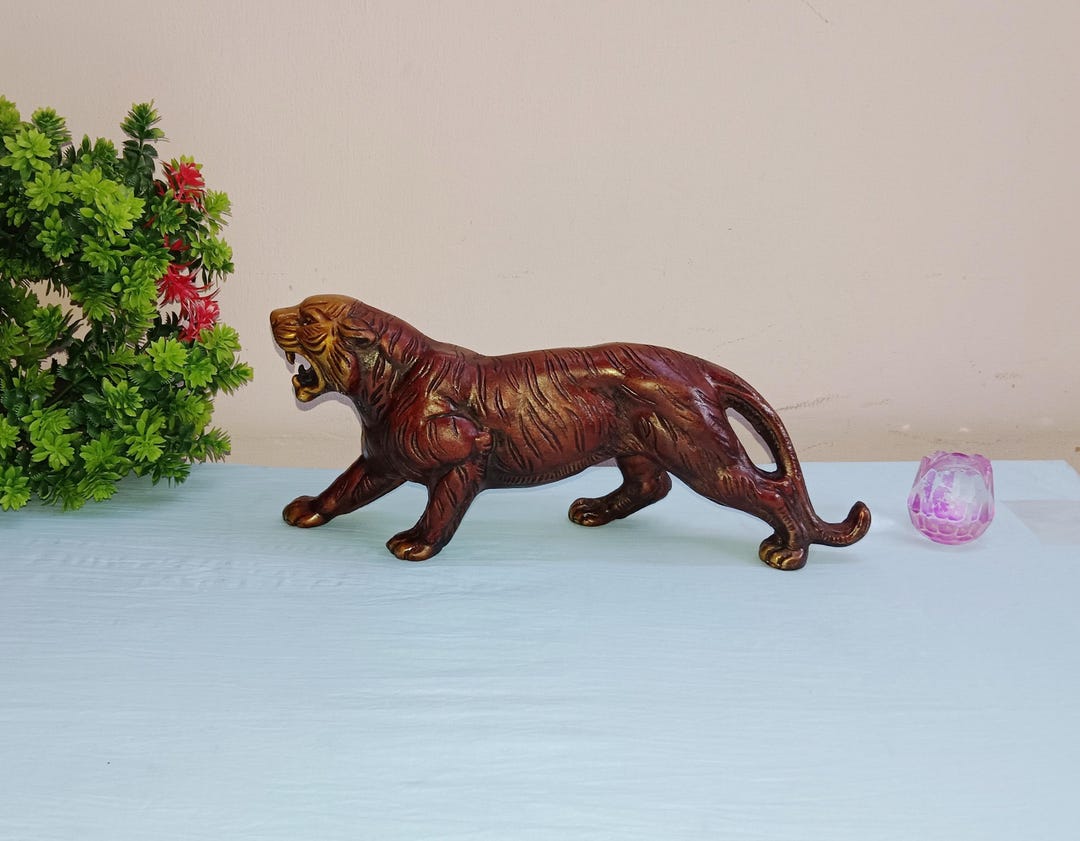 Brass Wild Big Cat Statue | Brass Tiger Shape Table Showpiece | 1.5 KG ...
