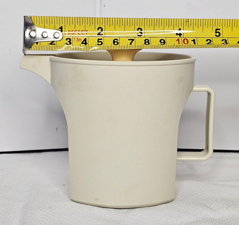 Vintage Tupperware Push N Seal Creamer, off White With Harvest Gold Lid ...