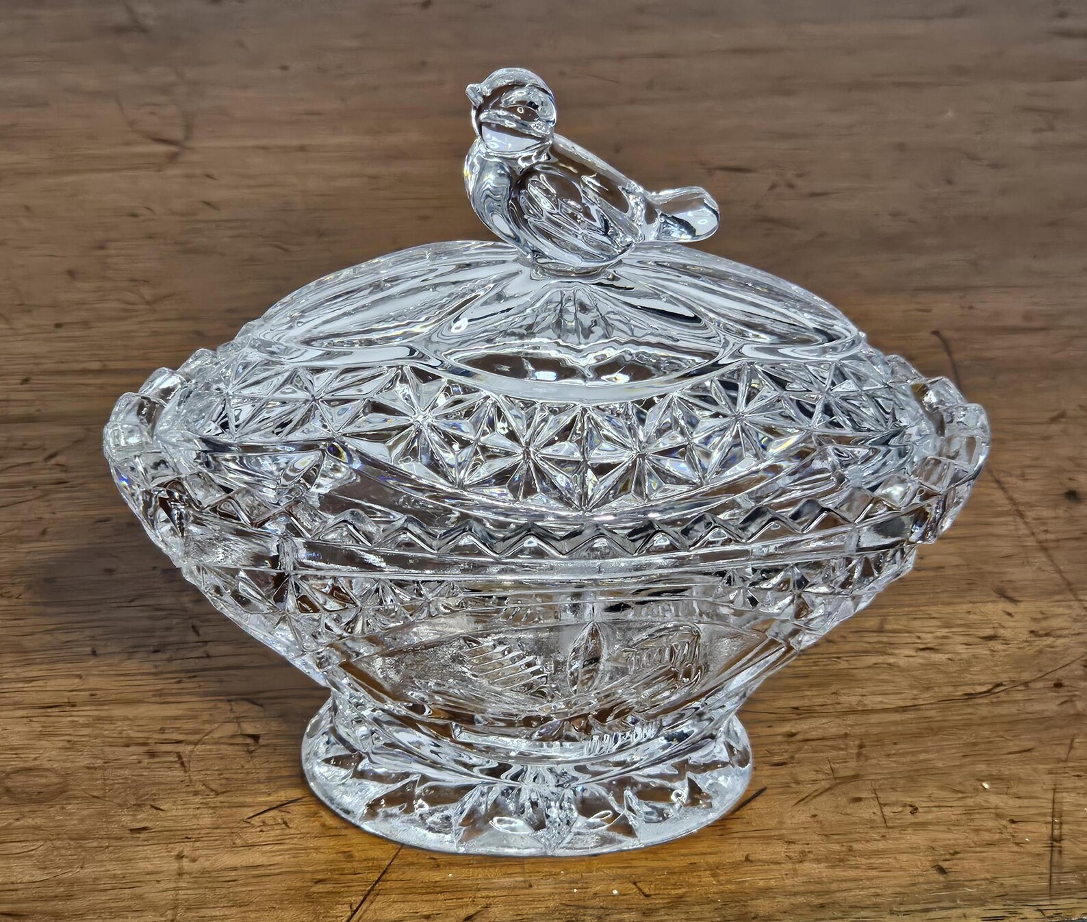 Vintage Hofbauer Bird Crystal Glass, Bird on Oval Box, Byrdes ...