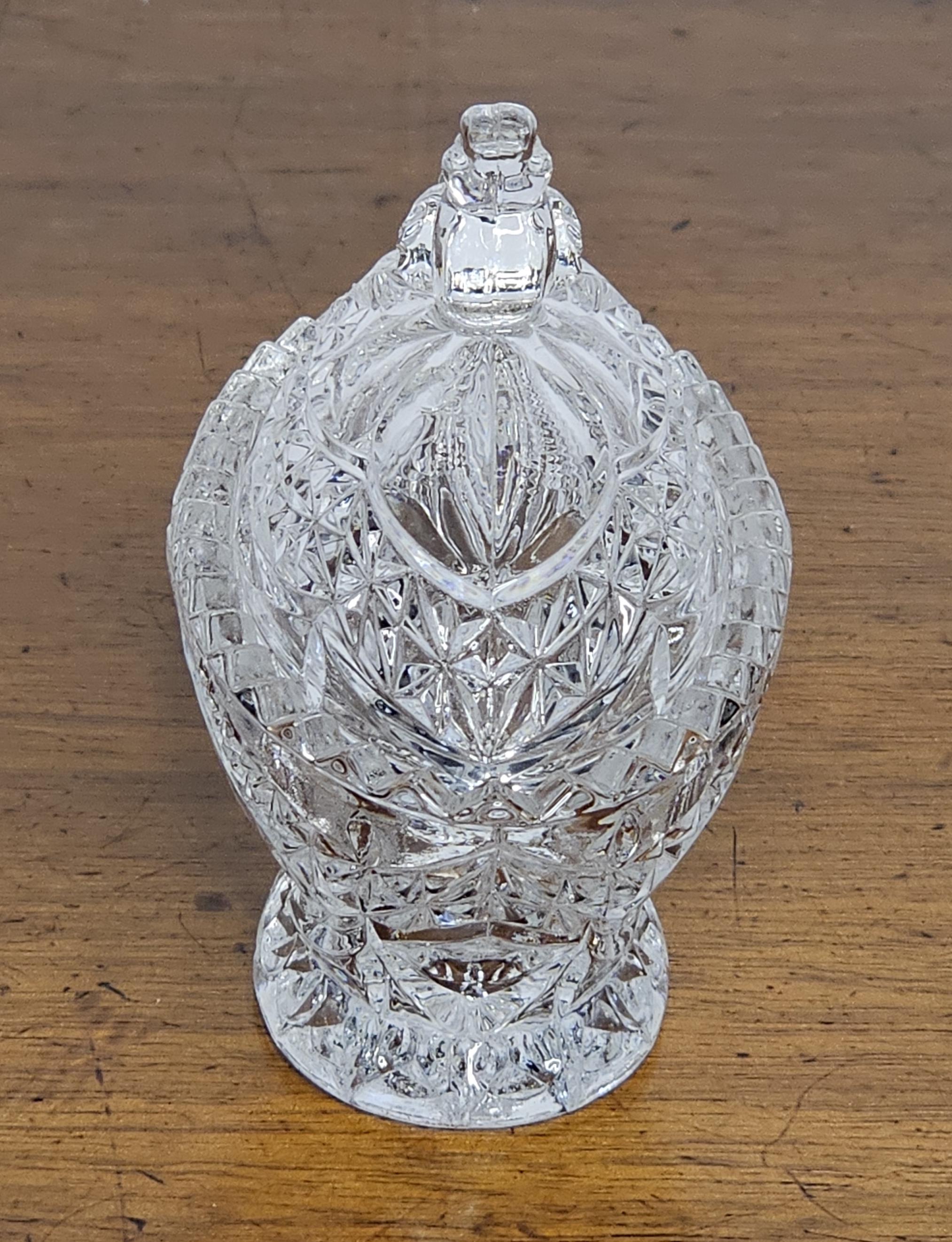 Vintage Hofbauer Bird Crystal Glass, Bird on Oval Box, Byrdes ...