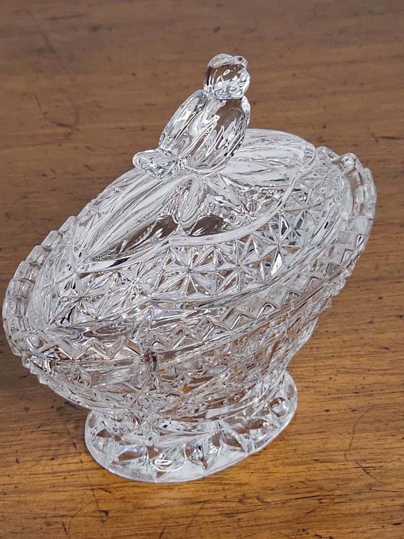 Vintage Hofbauer Bird Crystal Glass, Bird on Oval Box, Byrdes ...