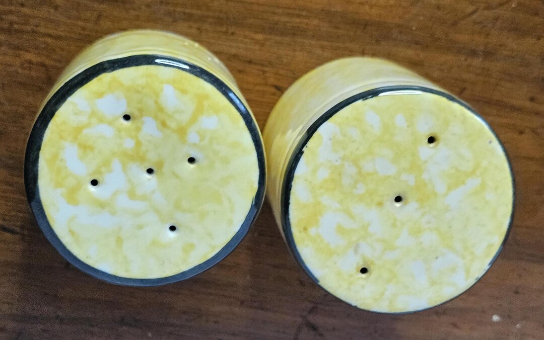 Vintage Yellow Stangl Town Country Pottery, Salt and Pepper Shaker Set ...