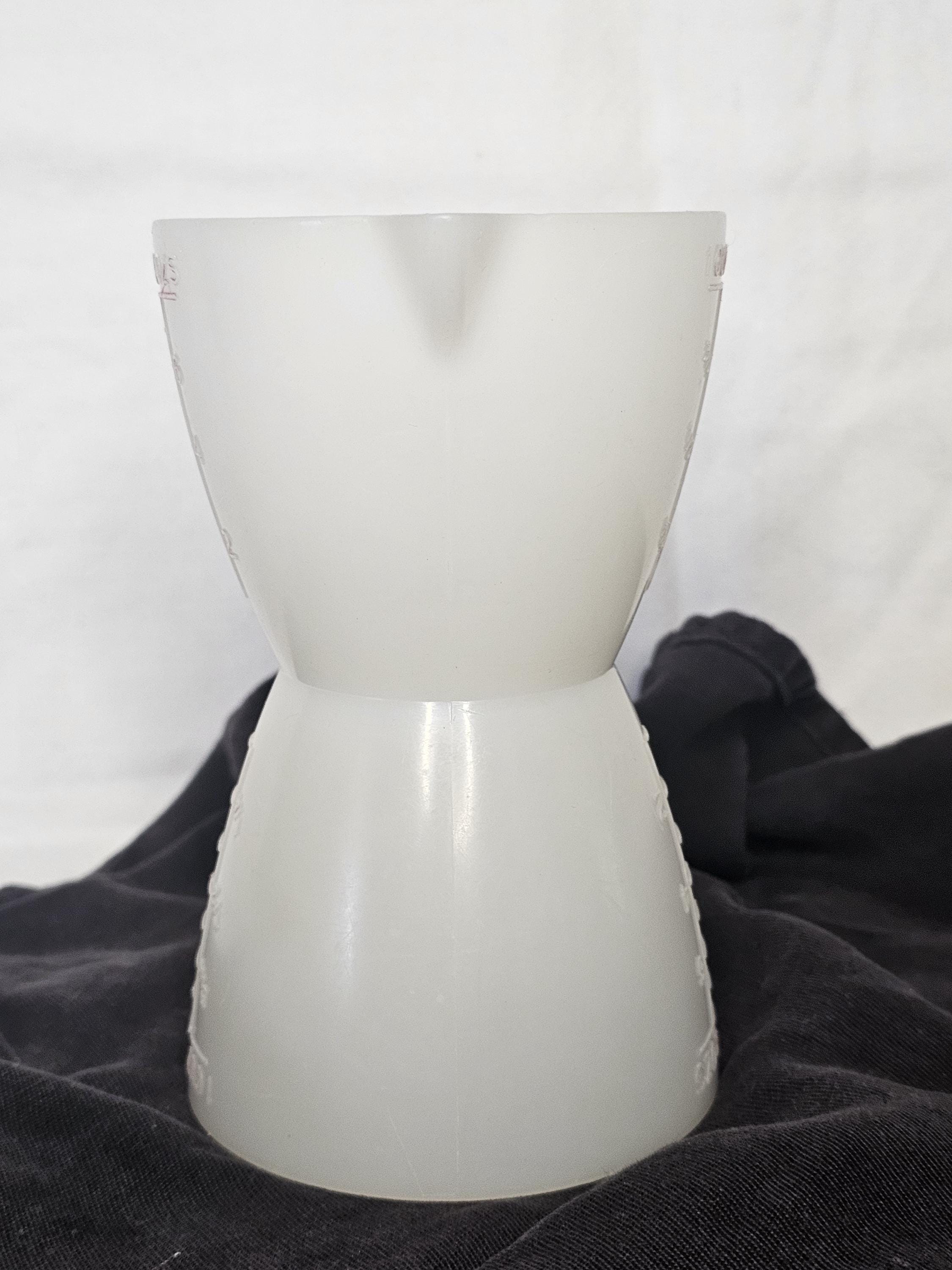 Vintage Tupperware Double Sided Measuring Cup, 1 Cup Dry / 1 Cup Wet ...