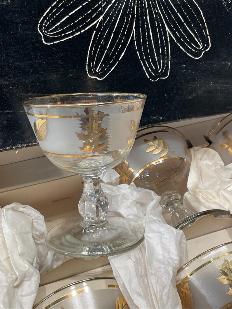 Vintage Libbey Gold Leaf Cocktail Glasses NIB Set of 6 - Etsy
