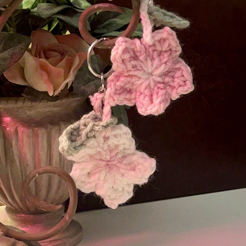 Lovely Cherry Blossom Sakura Crochet Keychain - Etsy