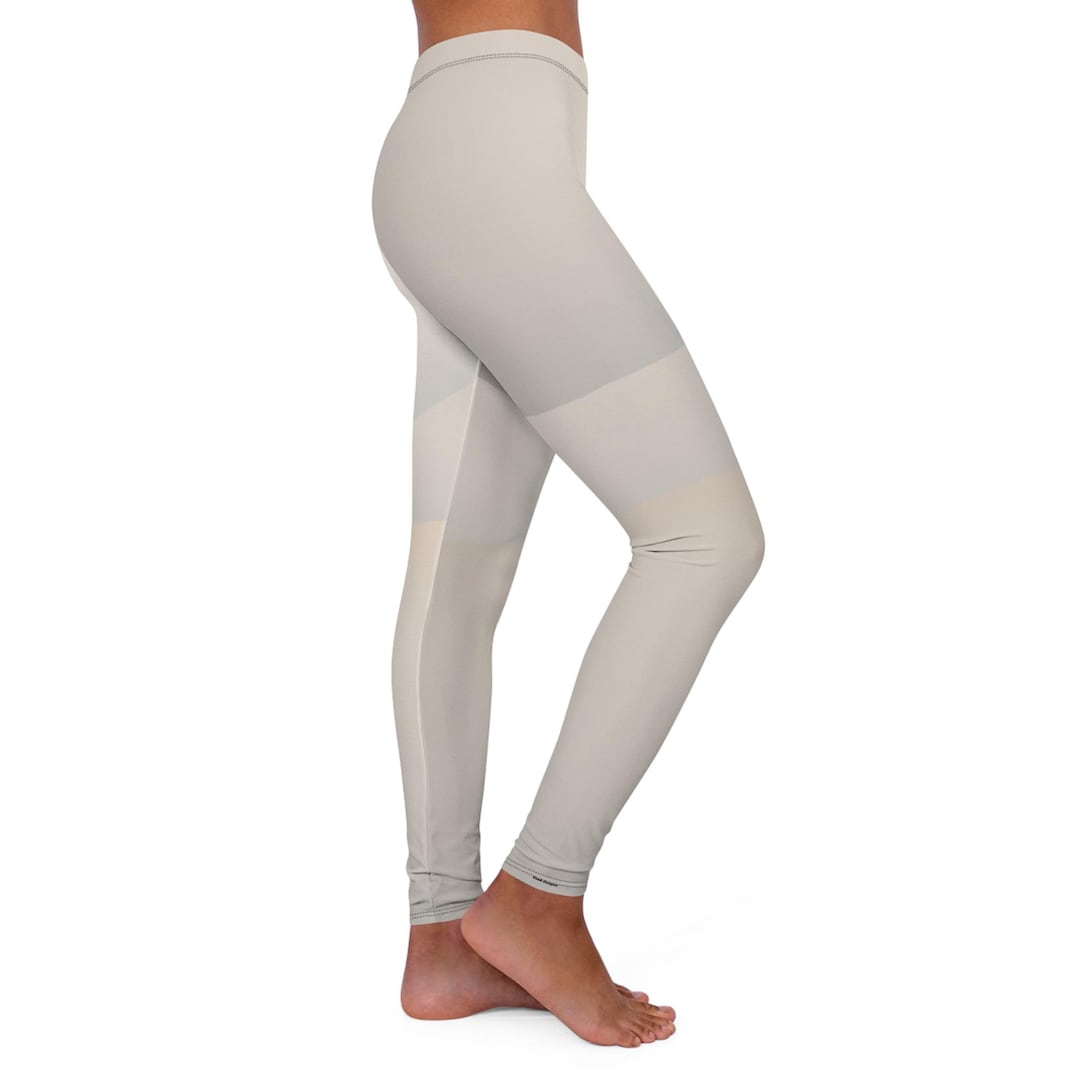 Fashionable Pastel Grey Women's Spandex Leggings, Comfortable Spandex ...