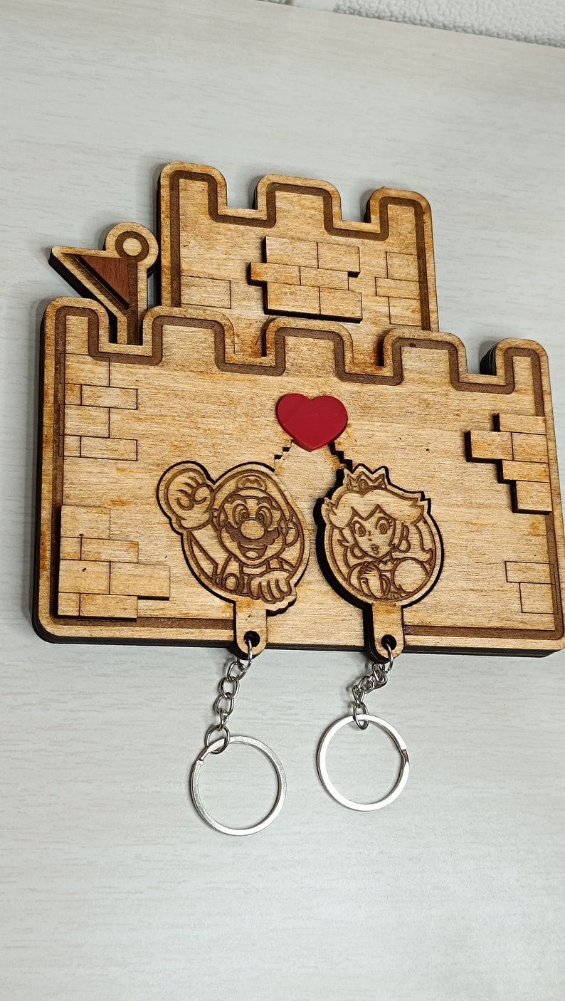 MARIO BROS KEYCHAIN HOLDER, Digital File of Mario and Princess Peach for Laser Cutting - Etsy