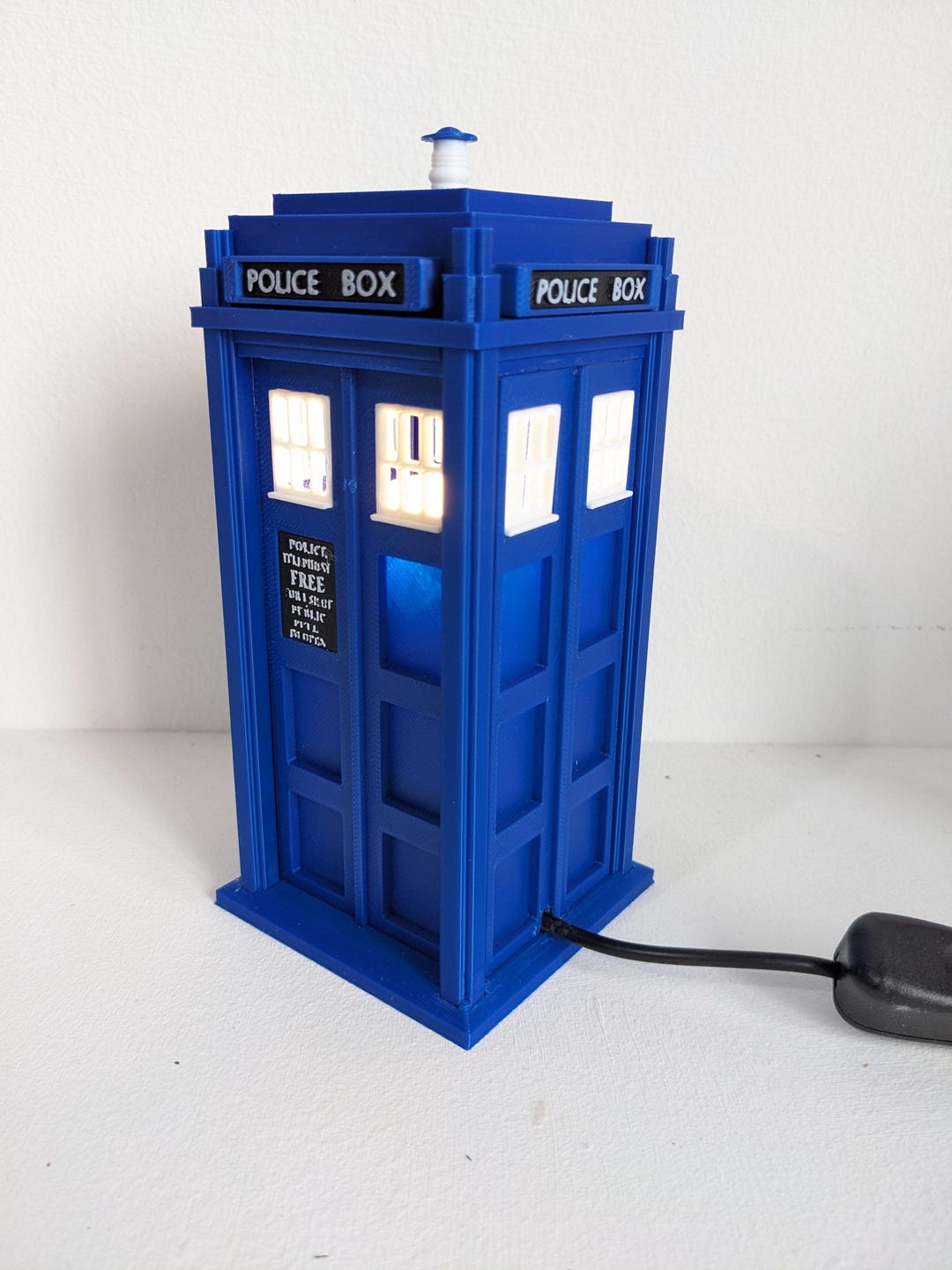 Tardis Night Light Dr Who Themed 1 Watt White USB Powered Led Bulb ...