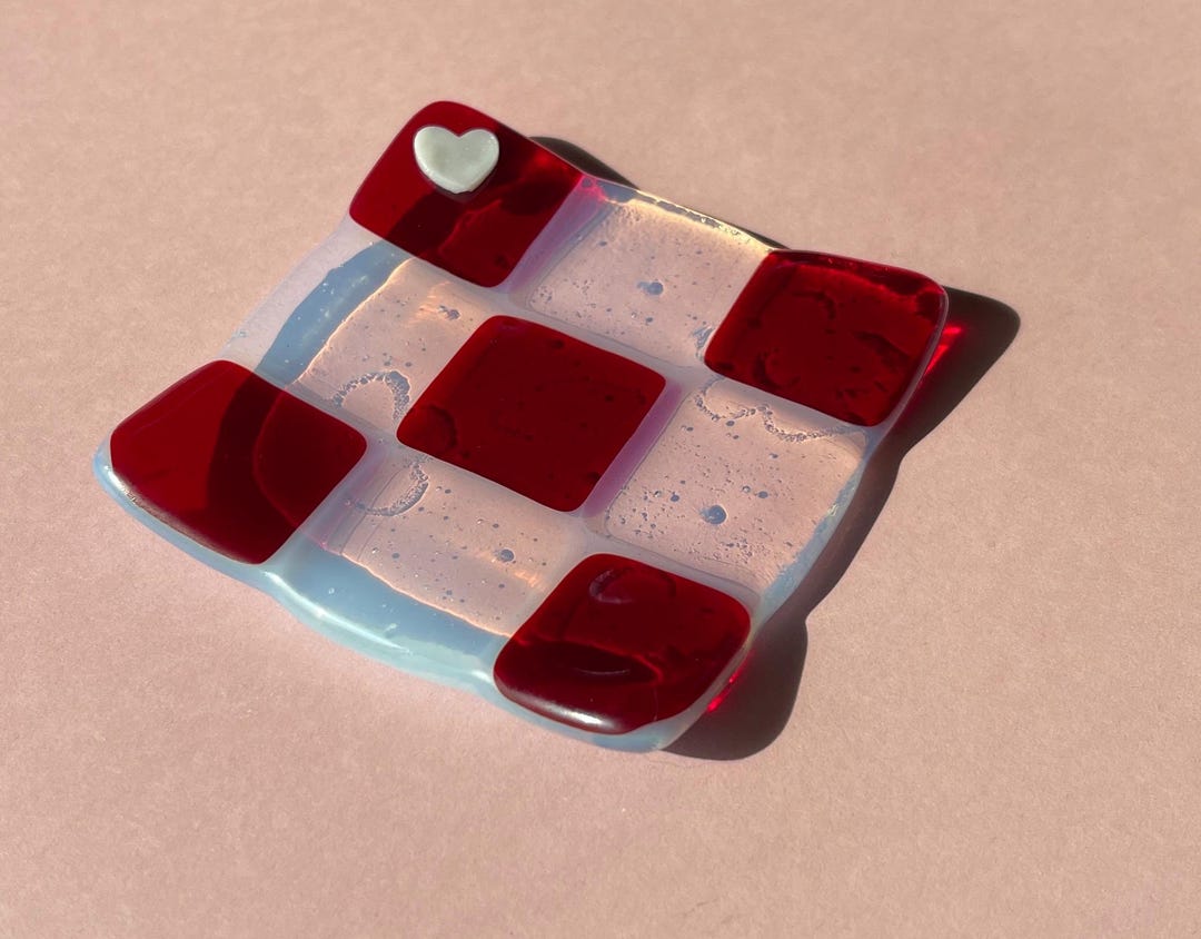Checkerboard Fused Glass Trinket Dish With White Heart – Perfect Gift ...