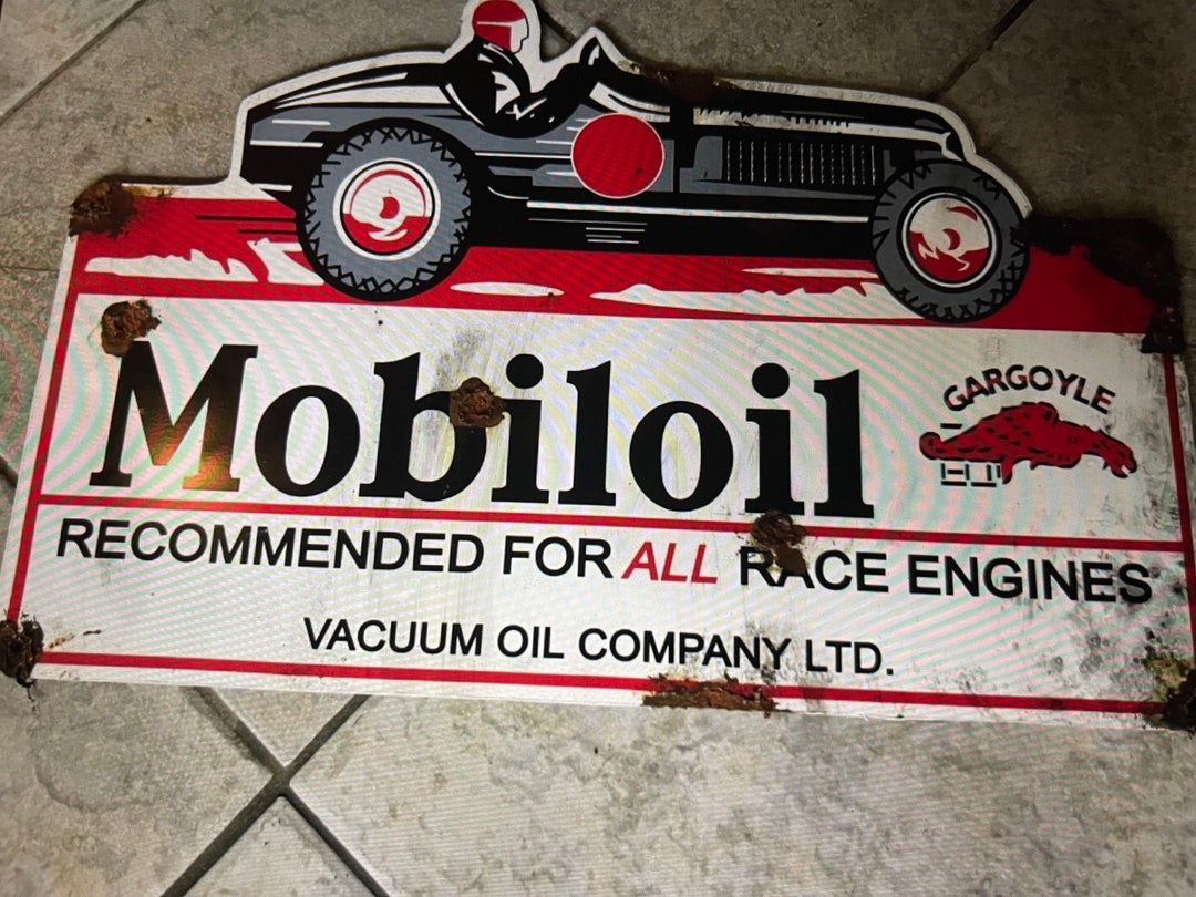 Antique Style Barn Find Look Mobil Gargoyle Gas Oil Race Car Dealer ...