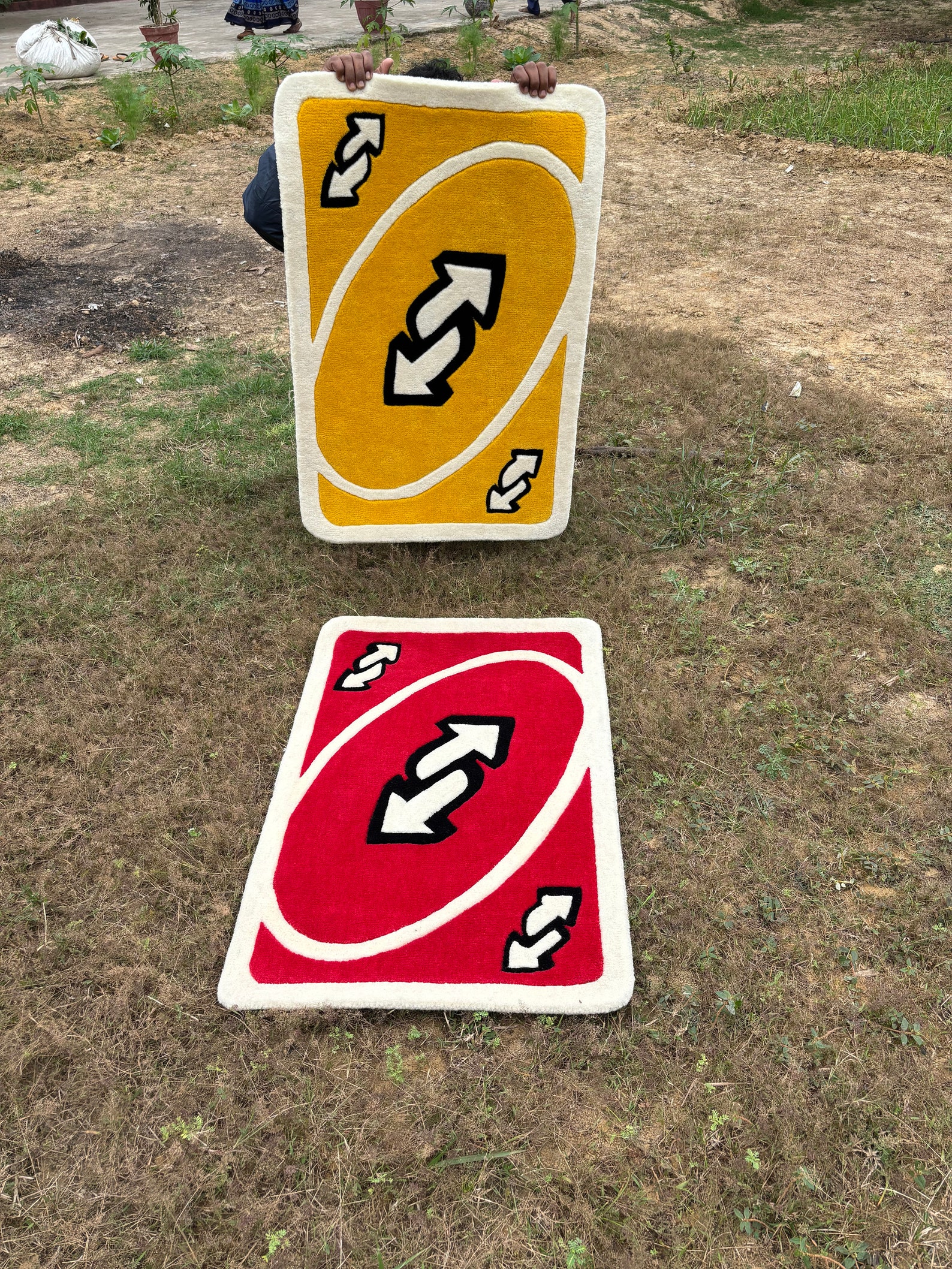 ARTISTA RUGS Uno Reverse Rug 100% New Zealand Wool, Soft, Durable, and ...