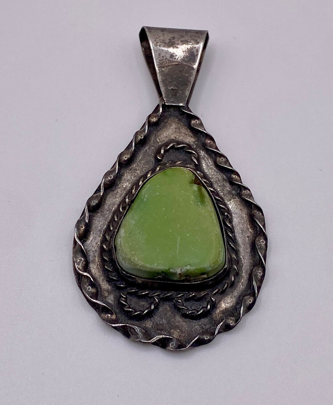 Handmade Vintage Mexican Silver Pendant With Gaspeite - Etsy