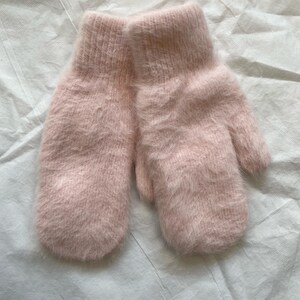 Mittens, Ladies Gloves, Light Pink Mittens, Winter Mittens, Winter ...