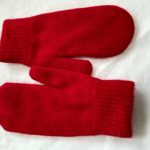 Mittens, Ladies Gloves, Red Mittens, Winter Mittens, Winter Accessories ...
