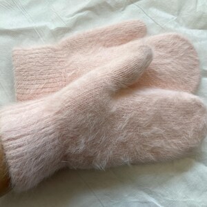 Mittens, Ladies Gloves, Light Pink Mittens, Winter Mittens, Winter ...