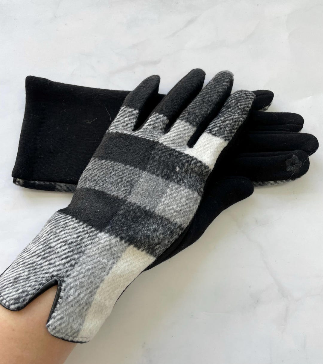 Gloves, Ladies Gloves, Black/ White Gloves, Smart Touch Gloves, Winter ...