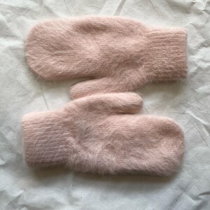 Mittens, Ladies Gloves, Light Pink Mittens, Winter Mittens, Winter ...