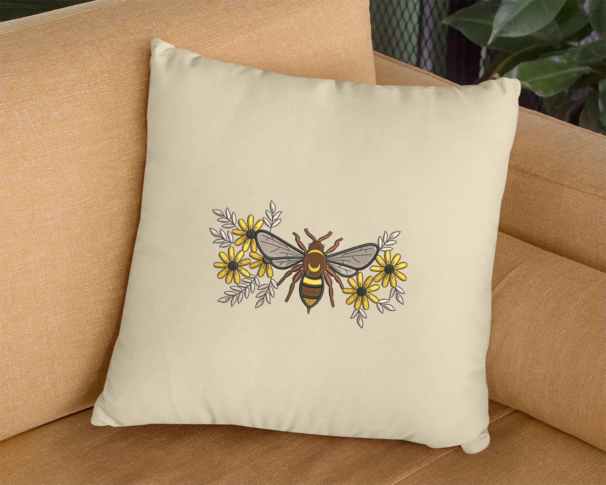 Floral Bee Design Embroidery, Aesthetic Flowers Bee Machine Embroidery ...