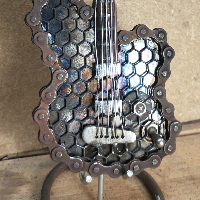 Wire Sculpture Guitar - Etsy