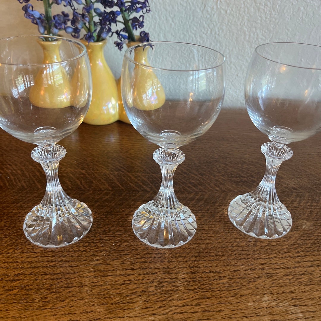Mikasa Crystal the Ritz Wine Glasses-pattern Retired Set of 3 - Etsy