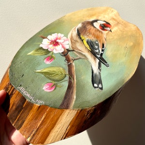 Bird, Wooden Slice. Hand Painting With a Bird. Home Decor. Fine Arts ...