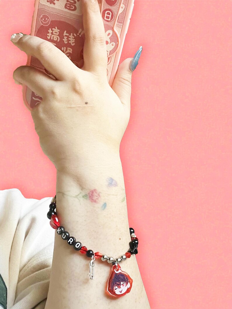 K9kuro Merch Pack VSHOJO - Etsy