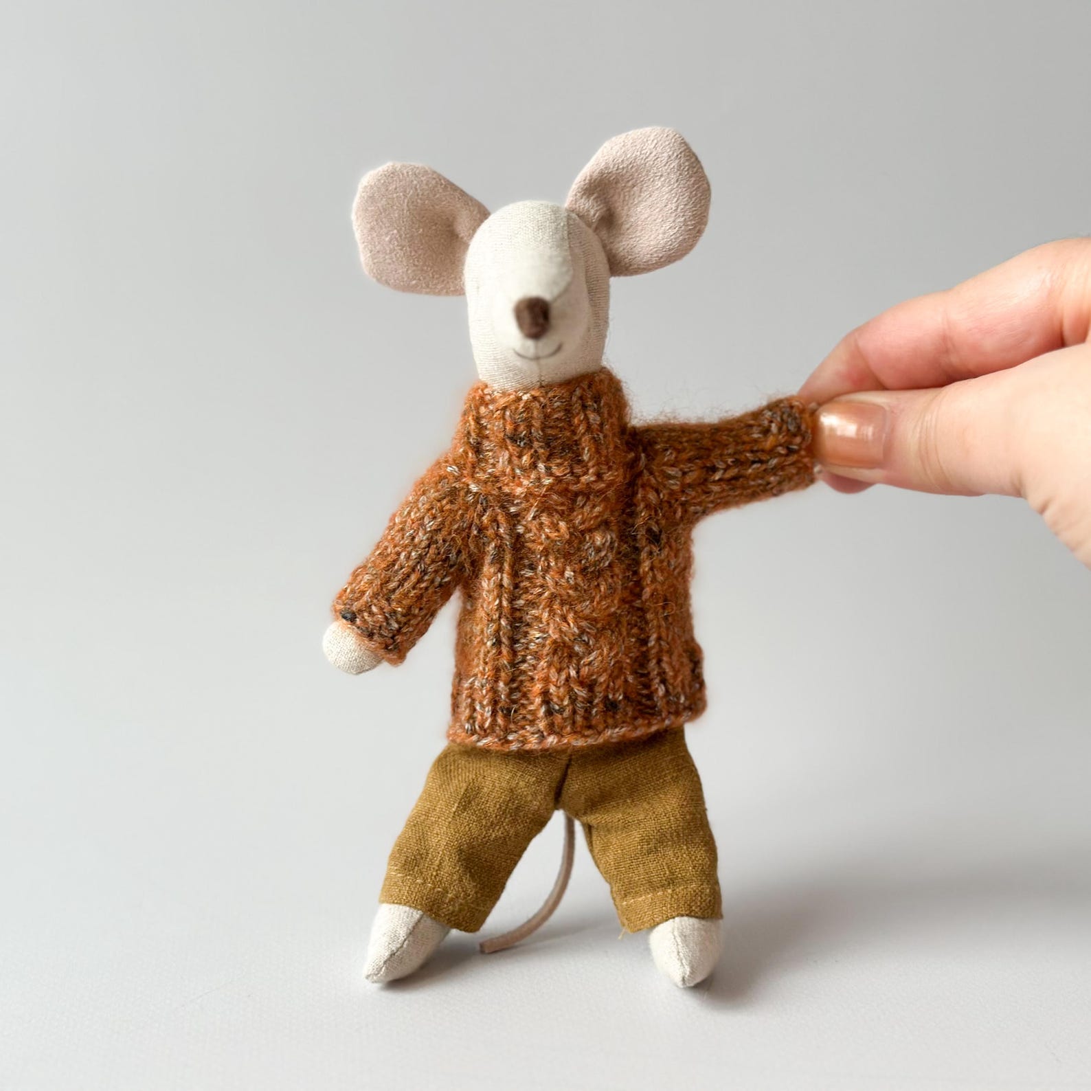 Maileg Mouse Dad Cable Sweater Knitting Pattern (PDF) in English and ...