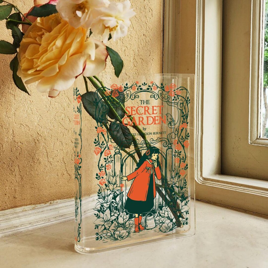 The Secret Garden Arcylic Book Vase, Custom the Secret Garden Book Vase ...