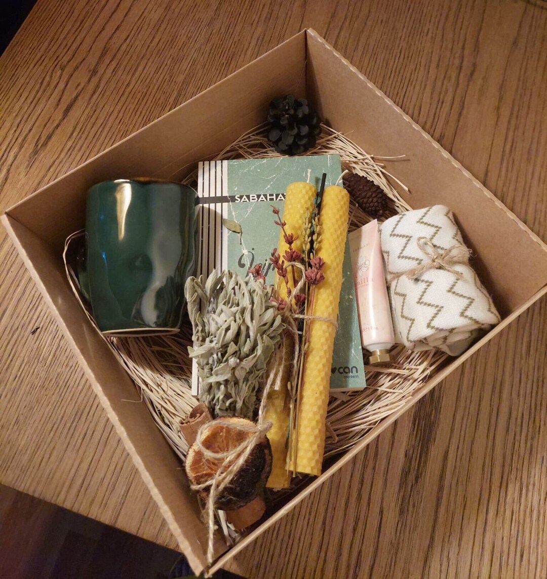 Neffy's Gift Box Classic 1 - Etsy