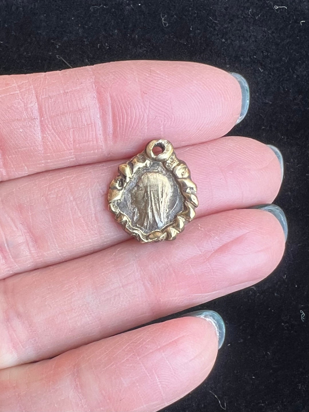 Frilly Edge Mary Medal - Etsy