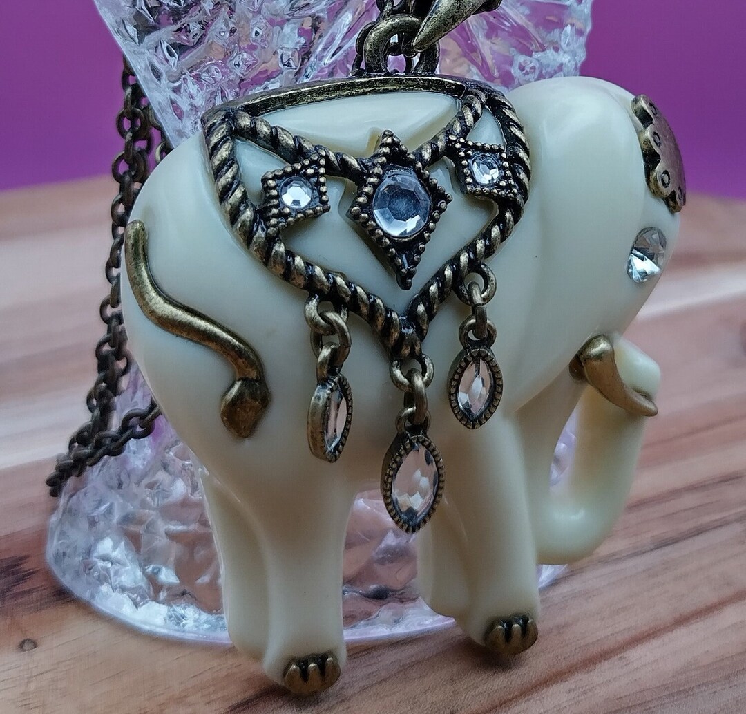 Vintage Avon Chain With Pendant White Elephant With 343 Bronze Chain W ...