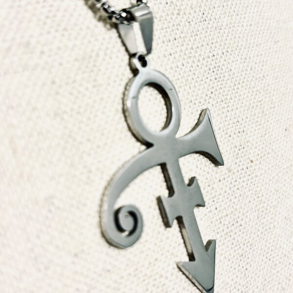 Prince Necklace - Etsy
