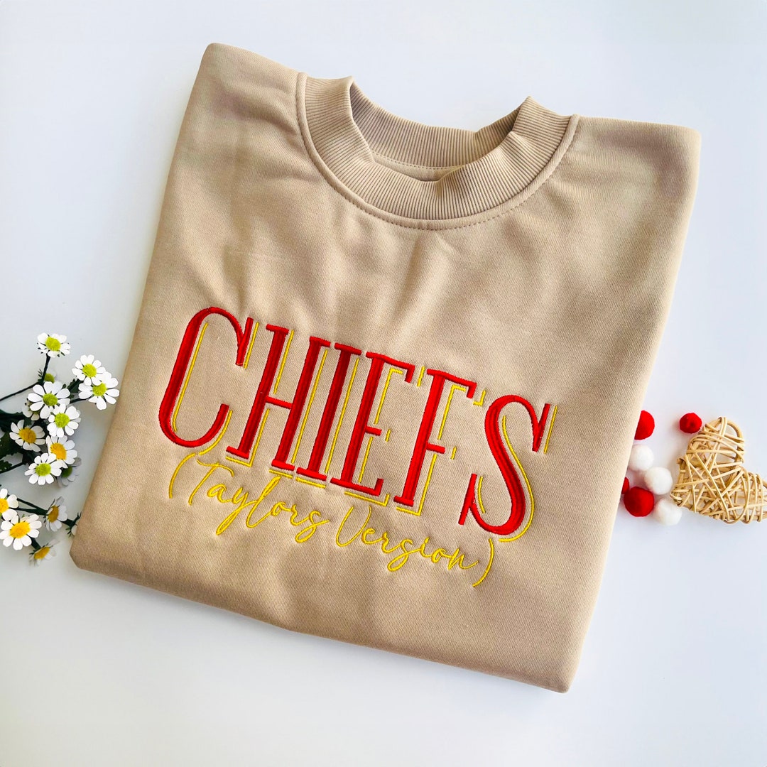 Custom Taylor Embroidered Sweatshirt, Custom Chiefs Football Crewneck ...