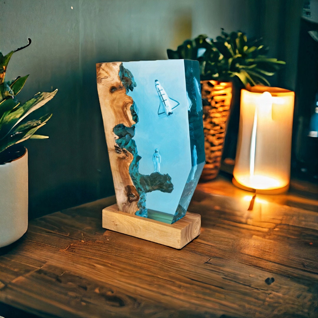 Space Night Lights, Astronaut Rocket Resin Wood Lamp, Spaceships Starry ...