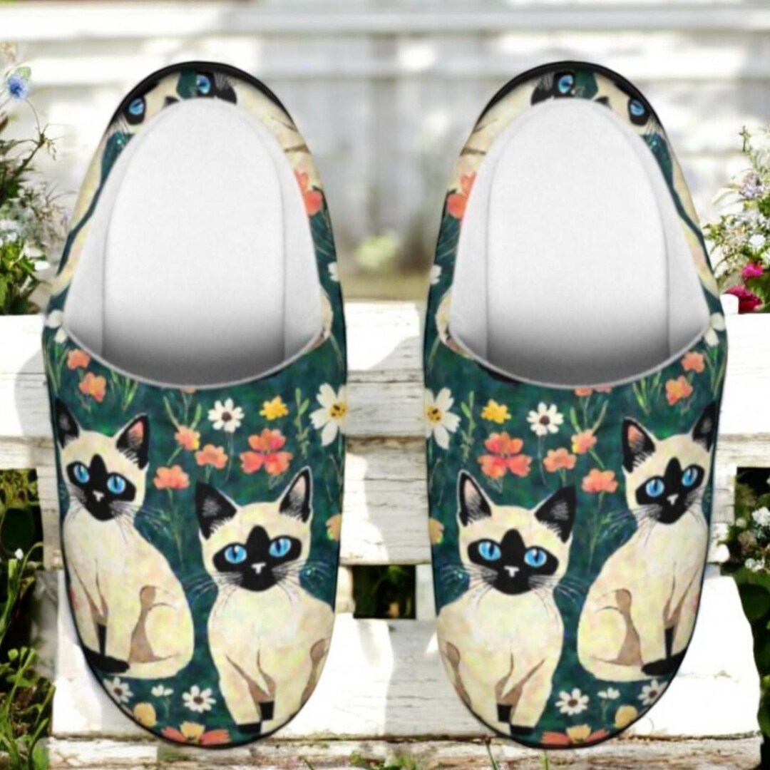 Siamese Kitten Artistic Cat Design, Women's Custom Indoor Artful ...