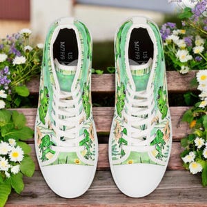 Frog Women's Sneakers, Bullfrog Artwork Design, Cute High Top Shoes ...