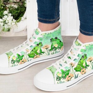 Frog Women's Sneakers, Bullfrog Artwork Design, Cute High Top Shoes ...